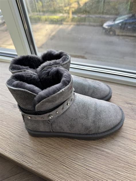 Уги шкіряні — ціна 1050 грн у каталозі Уггі Купити жіночі речі за доступною ціною на Шафі