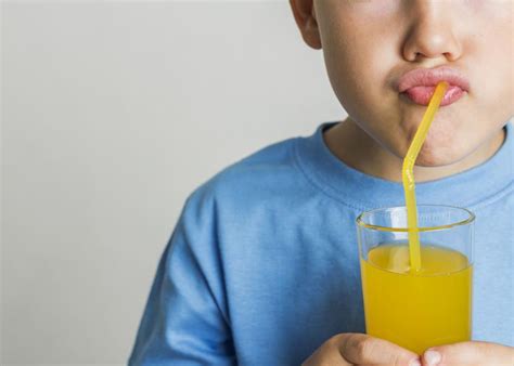 Suka Konsumsi Minuman Manis Ahli Gizi Ingatkan Bahaya Obesitas