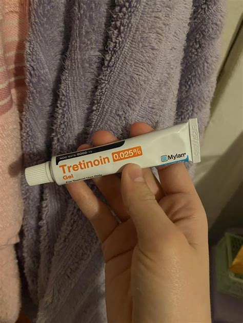 [product Question] Moisturizer After Gel Tretinoin R Skincareaddiction