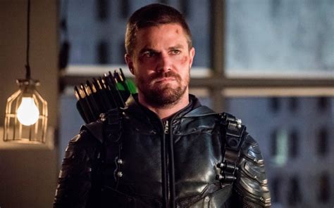 Stephen Amell Regresará Como Arrow En La última Temporada De The Flash