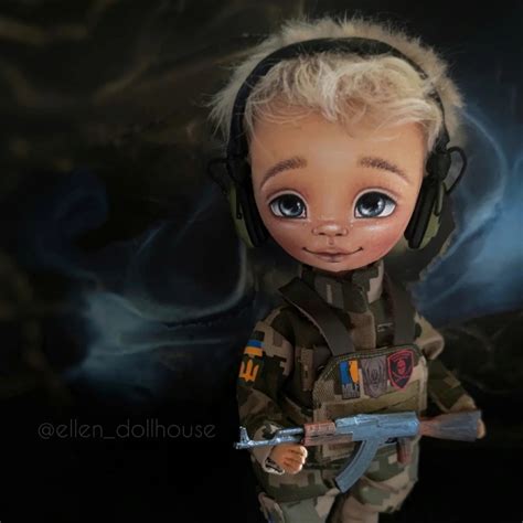 Скульптура «Лялька Воїн Еллен Доллхаус Jose Art Gallery