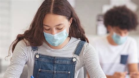 Cdc Finds Sadness And Hopelessness Among Teenage Girls Is At 10 Year High