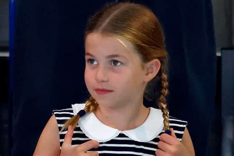 Descubra Tesouro Milion Rio Escondido No Quarto Da Princesa Charlotte Metr Poles