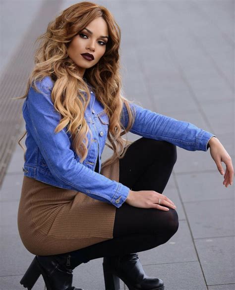 Zaza Casting Model Cathalina 17608 Zaza Casting Model Cathalina 17608