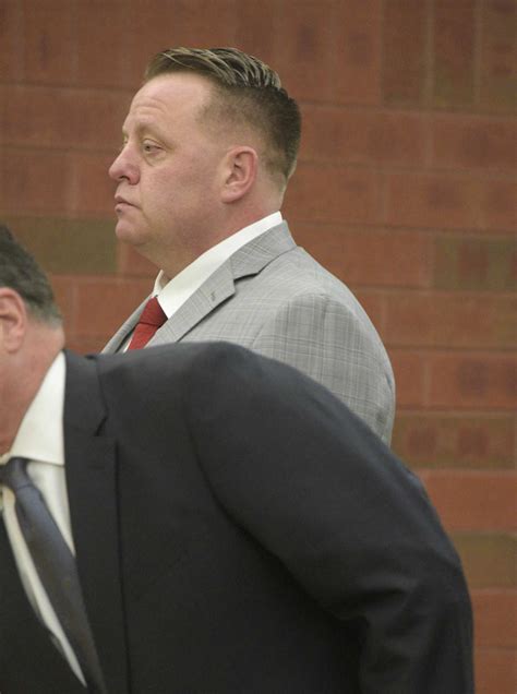 Robert Hyde Linked To Trump Appears In Ct Court On Dui Charge