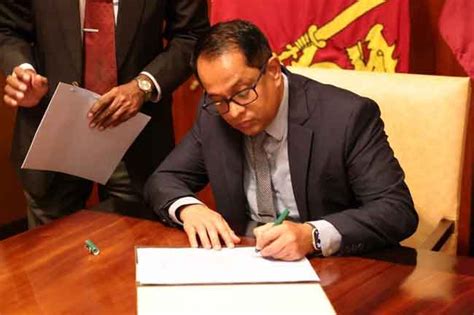 Speaker Endorses Certificate On Vat Amendment Bill Buzzer