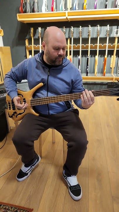 Тестдрайв редкого баса Warwick Infinity bass, инструмент с ...