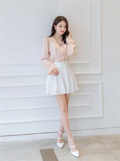 Pin on 패션 모델