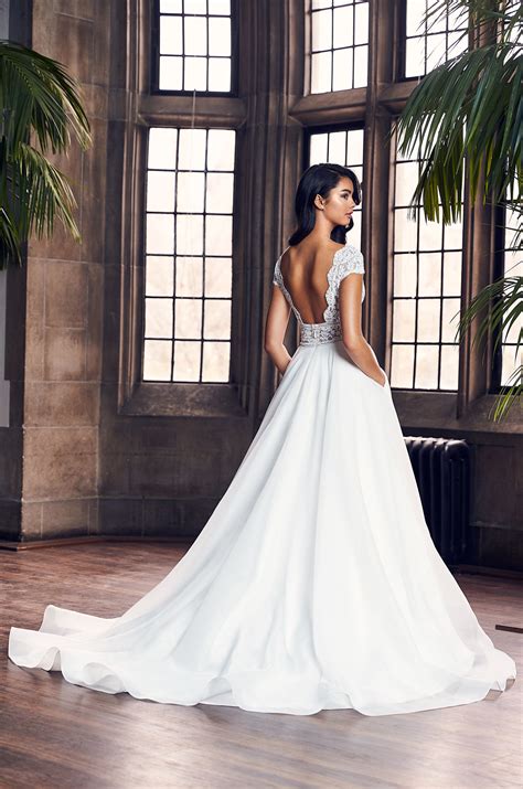 Wedding Dresses By Paloma Blanca Style 4904 Weddingwireca