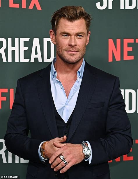 Chris Hemsworth Page 136 Lpsg