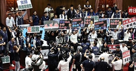 認識立法院的法案審查程序為什麼現在表決碾壓會被罵以前逕付二讀就可以 TNL The News Lens 關鍵評論網