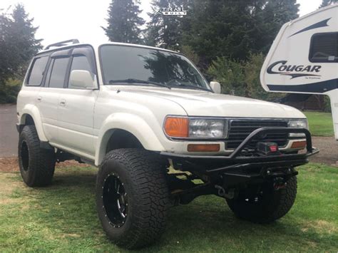 1995 Toyota Land Cruiser Wheel Offset Aggressive 1 Outside Fender
