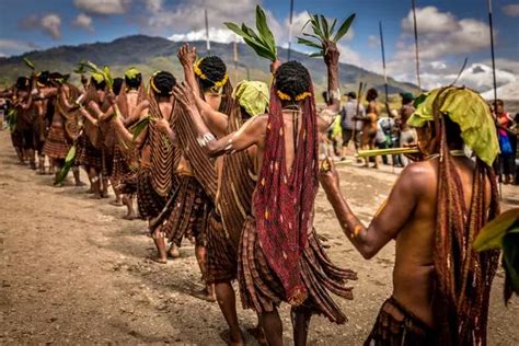 Incredible Photos Provide Glimpse Of Remote Tribe Whose Women Cut Off