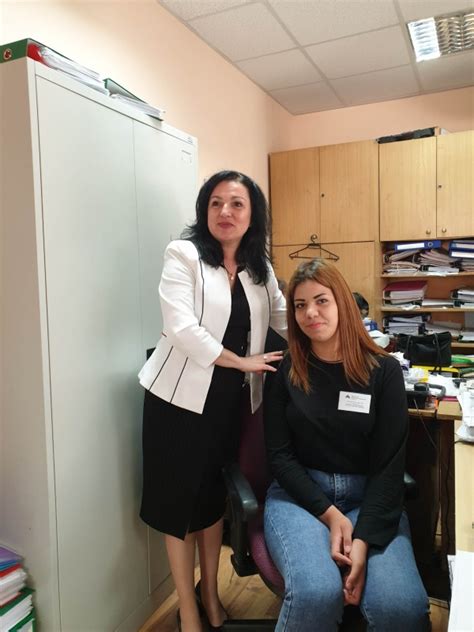 Инж Десислава Тодорова посрещна ученици от ПГТ Коста Петров снимки