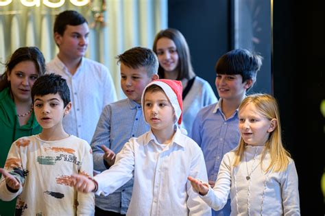 Новогодишен концерт на учениците од ООУ „Јоаким Крчовски“ Крива Паланка во Europe House