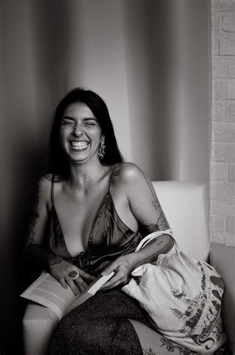 Laughing Hysterically Photos Download The Best Free Laughing