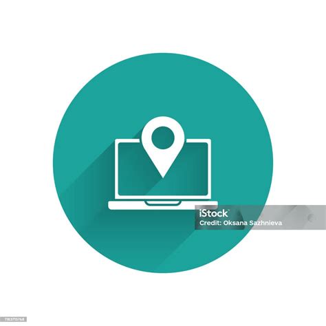긴 그림자로 격리 된 위치 마커 아이콘이있는 흰색 노트북 녹색 원 버튼입니다 벡터 일러스트레이션 거리에 대한 스톡 벡터 아트 및 기타 이미지 Istock