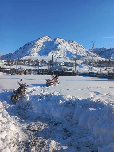 Undesten Mn Монголын 5 дугаар сарын цас Хөрсөндөө эм л дээ… Facebook