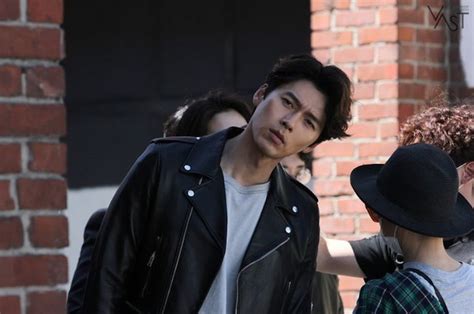 Rare Photos Of Hyun Bin Go Viral For His Over The Top Sexiness Koreaboo