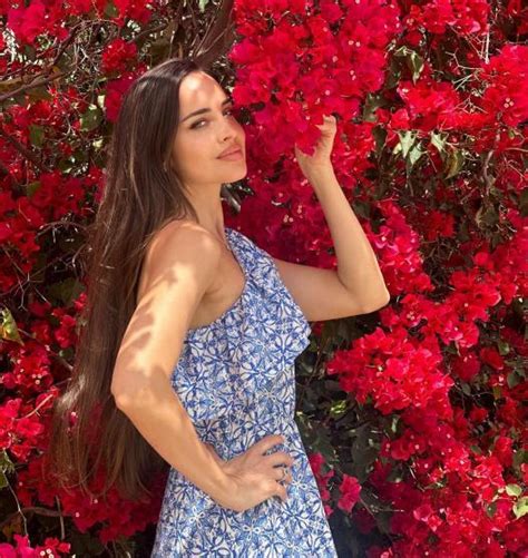 Así Es En La Actualidad Lorena Van Heerde 41 Años Miss España 2001 Y