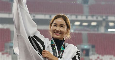 광주시청 육상선수 희비 정혜림 허들 금메달 쾌거