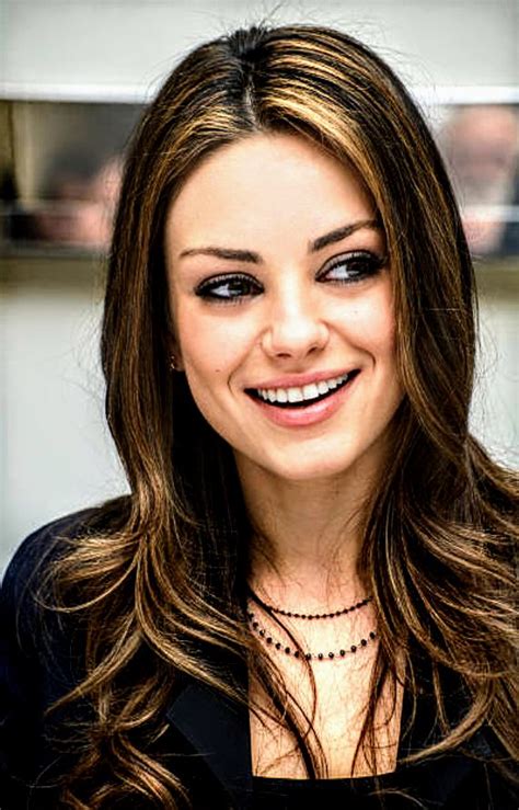 Mila Kunis Photoshoot Portrait At The Book Of Eli Press