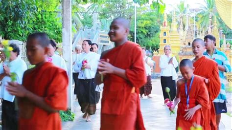 រីករាយជ្រះថ្លា ថ្ងៃសីល Youtube