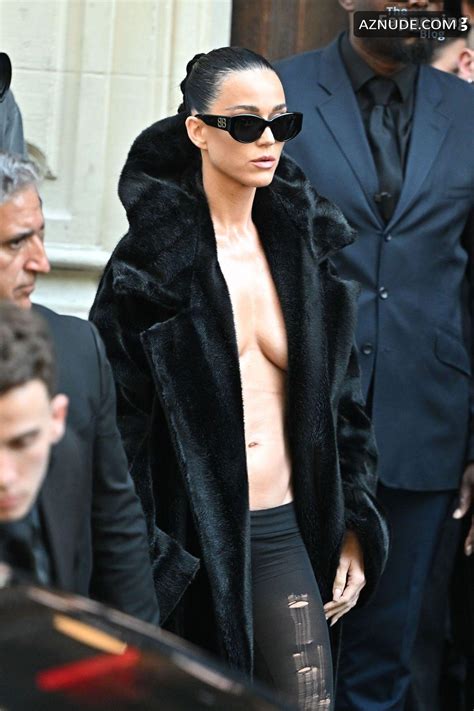 Katy Perry Stuns With Sexy Look At Balenciaga Show In Paris Aznude