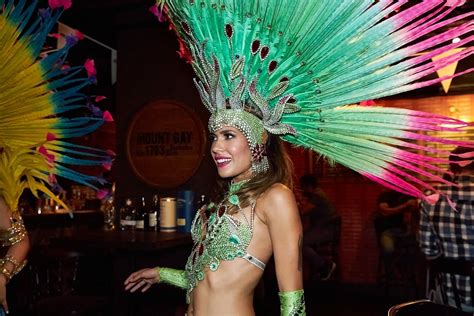 The Best Bottomless Party Brunches