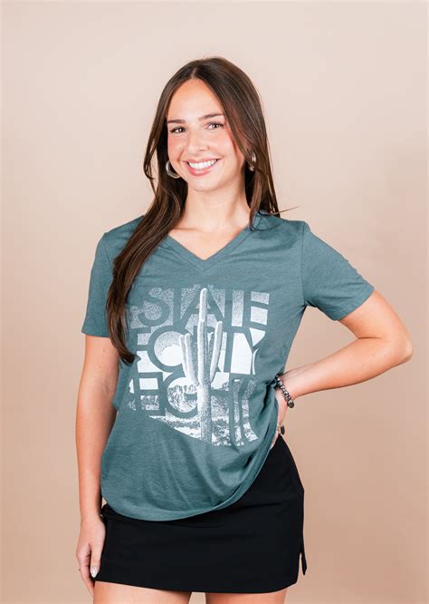 Womens Relaxed V Neck Fading Saguaro Heather Slate