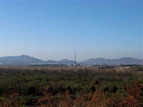 What Its Like To Visit The Dmz From Both South And North Korea