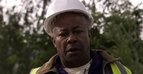 Corrie Spoiler Clip Reveals Chilling Moment Body Is Found But It S