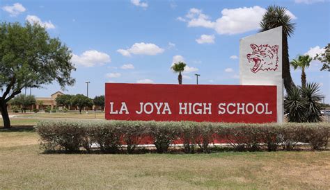 La Joya High School Campus
