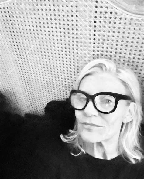 Corries Michelle Collins 60 Hailed ‘absolute Looker As She Wows In Intimate Bed Snap Daily