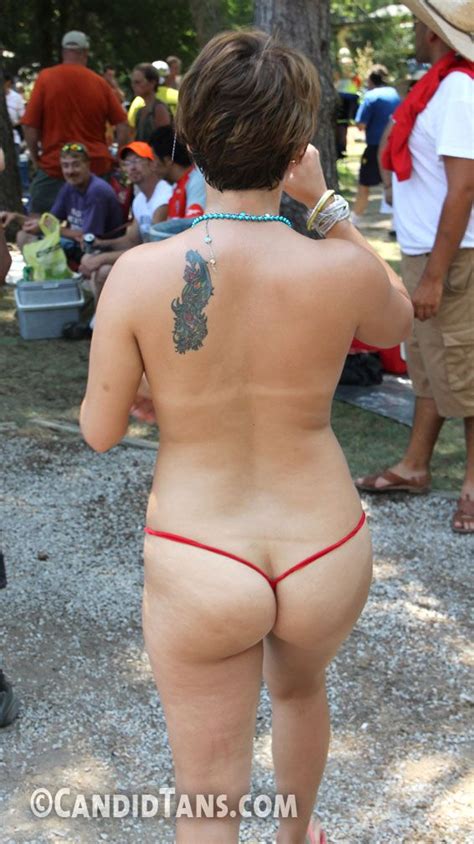 Topless Outside Scrolller
