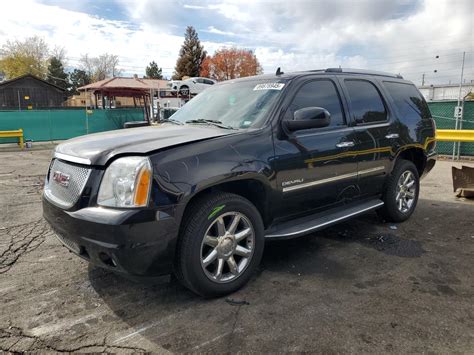 2010 Gmc Yukon Sport Utility Vehicle
