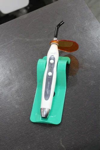 Plastic Manual Dental Light Cure For Medical At Rs 3500 In Ahmedabad Id 10857186855