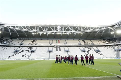 Allianz Arena Juventus Stadium Gambar Stadion