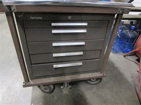 Kennedy Portable Versa Bench With 2 5 Drawer Side Cabinets And Center