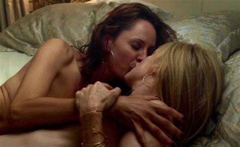 Julianne Moores Hottest Lesbian Scenes