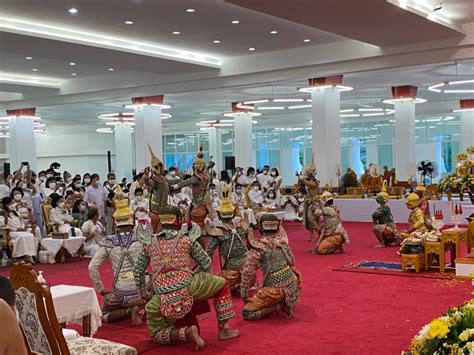 วิทยาลัยนาฏศิลปสุพรรณบุรี จัดการแสดงเผยแพร่ เนื่องในงานพิธีอัญเชิญอัฐิธาตุ สมเด็จพระญาณวชิโรดม