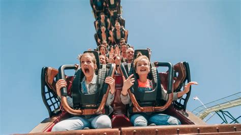 Day Trip Efteling Hollands Largest Theme Park Hoho