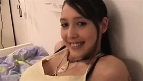 Kamilla XHamster