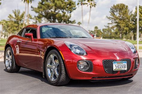2700 Mile 2009 Pontiac Solstice Gxp Coupe 5 Speed For Sale On Bat