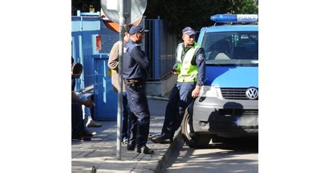 Десет мъже се биха за жена