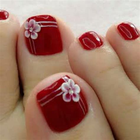 40 Stunning Summer Toe Nail Designs To Show Off On The Beach Artofit