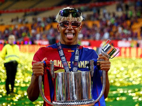 Lamine Yamal Reta A Dembélé Por El Balón De Oro En El España Francia De