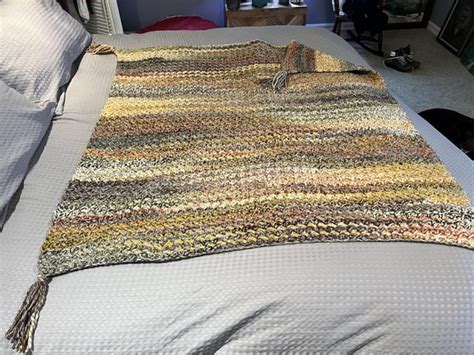 Made This Simple Chunky Boi For My Uncle R Crochetblankets