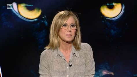 Concita De Gregorio Il Cancro E Luscita Infelice Di Libero Taglio