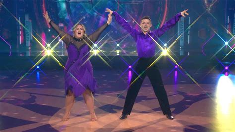 Alter Danke selfiesandra punktet mit Persönlichkeit Mega Lob von der Let s Dance Jury